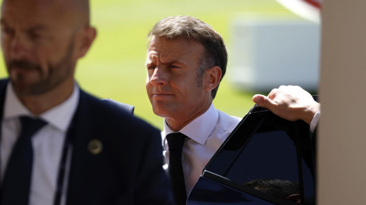 Macron se salta el programa previsto y no recibe a Trump en persona a ...