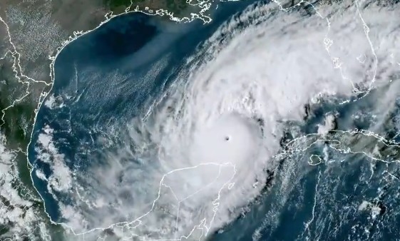 El huracán Milton, "enormemente peligroso" obliga a evacuar a más de ...